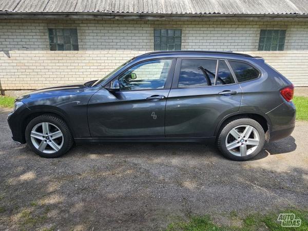 Pelēks BMW X1 2014 Panevēža, ar dzinēja tilpumu 2.00 L un nobraukumu 150 tūkst. km par 7700 €, foto 4 vietnē AUTOMOTO.COM.LV