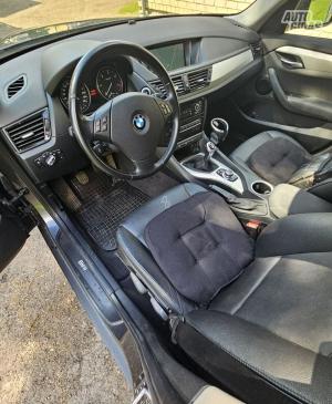 Pelēks BMW X1 2014 Panevēža, ar dzinēja tilpumu 2.00 L un nobraukumu 150 tūkst. km par 7700 €, foto 12 vietnē AUTOMOTO.COM.LV