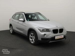 Grey BMW X1 2014 in Vilnius, with an engine capacity of 2.00 L and mileage of 152 thousand km for 13799 €, photo 11 on AUTOMOTO.COM.LV