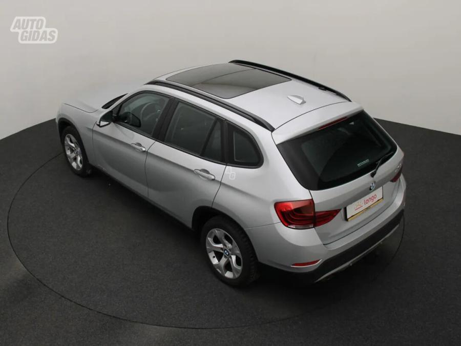 Grey BMW X1 2014 in Vilnius, with an engine capacity of 2.00 L and mileage of 152 thousand km for 13799 €, photo 13 on AUTOMOTO.COM.LV