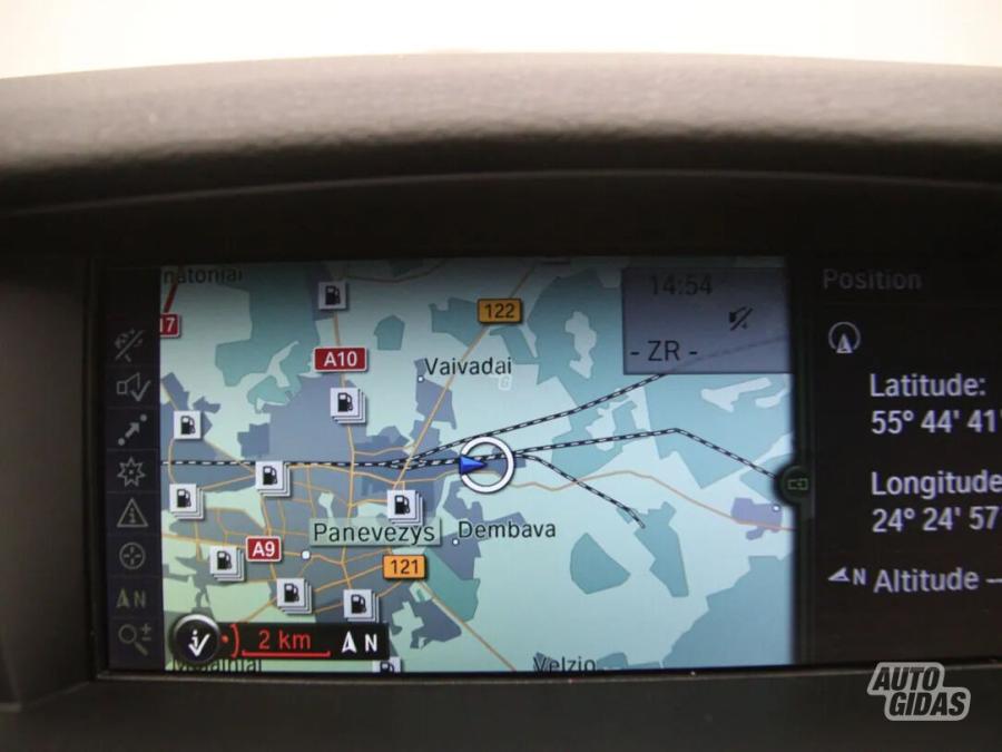 Grey BMW X1 2014 in Vilnius, with an engine capacity of 2.00 L and mileage of 152 thousand km for 13799 €, photo 25 on AUTOMOTO.COM.LV