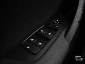 Grey BMW X1 2014 in Vilnius, with an engine capacity of 2.00 L and mileage of 152 thousand km for 13799 €, photo 27 on AUTOMOTO.COM.LV