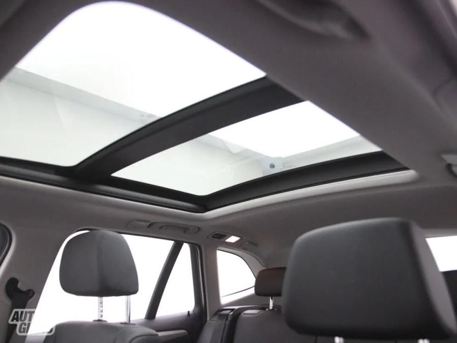 Grey BMW X1 2014 in Vilnius, with an engine capacity of 2.00 L and mileage of 152 thousand km for 13799 €, photo 33 on AUTOMOTO.COM.LV
