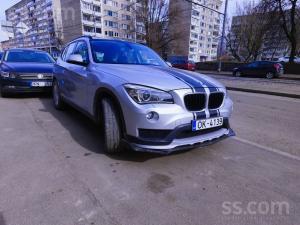 Grey BMW X1 2014 in Riga, with an engine capacity of 2.00 L and mileage of 202 thousand km for 9369 €, photo 3 on AUTOMOTO.COM.LV