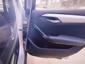 Grey BMW X1 2014 in Riga, with an engine capacity of 2.00 L and mileage of 202 thousand km for 9369 €, photo 8 on AUTOMOTO.COM.LV