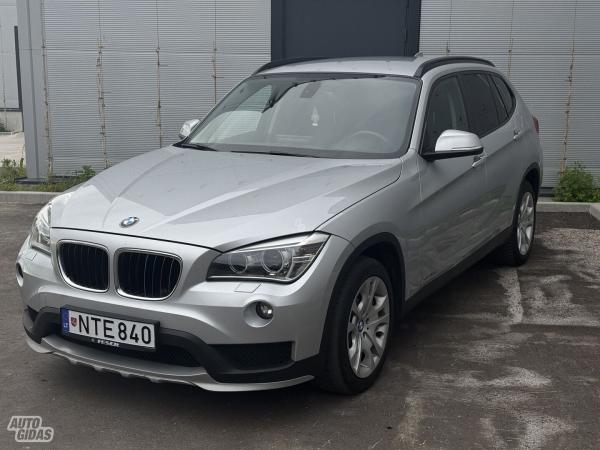 Grey BMW X1 2014 in Utena, with an engine capacity of 2.00 L and mileage of 290 thousand km for 8650 €, photo 4 on AUTOMOTO.COM.LV