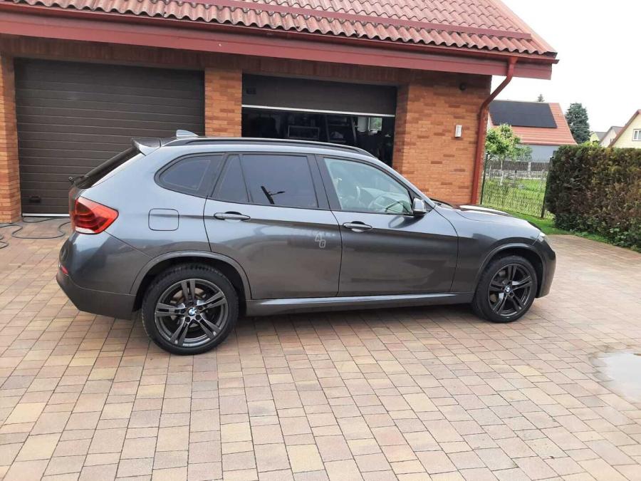 Pelēks BMW X1 2014 Kauņa, ar dzinēja tilpumu 2.00 L un nobraukumu 291 tūkst. km par 8800 €, foto 15 vietnē AUTOMOTO.COM.LV