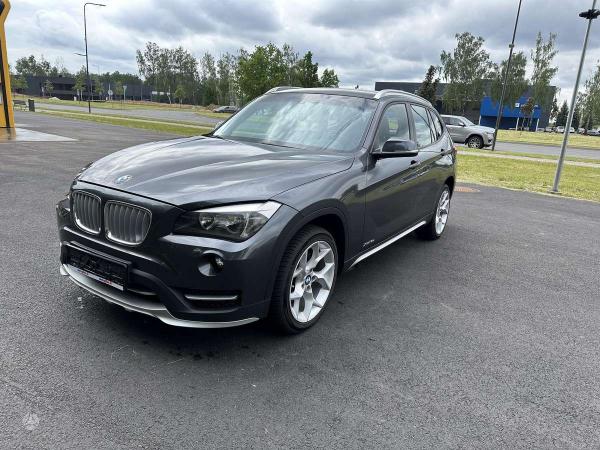 Pelēks BMW X1 2014 Kauņa, ar dzinēja tilpumu 2.00 L un nobraukumu 240 tūkst. km par 7990 €, foto 2 vietnē AUTOMOTO.COM.LV