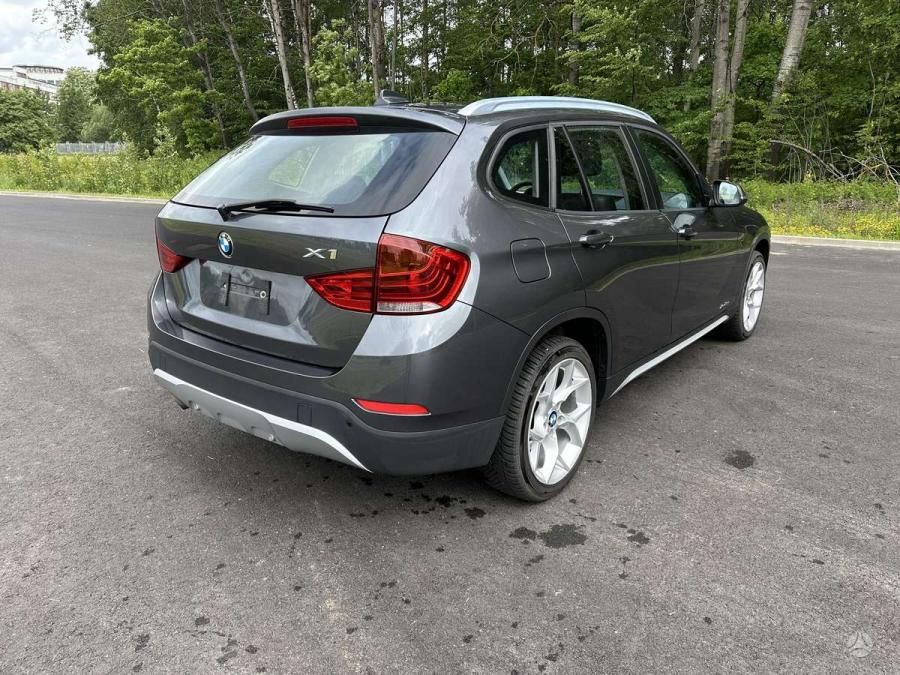 Pelēks BMW X1 2014 Kauņa, ar dzinēja tilpumu 2.00 L un nobraukumu 240 tūkst. km par 7990 €, foto 6 vietnē AUTOMOTO.COM.LV