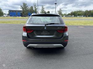 Pelēks BMW X1 2014 Kauņa, ar dzinēja tilpumu 2.00 L un nobraukumu 240 tūkst. km par 7990 €, foto 10 vietnē AUTOMOTO.COM.LV
