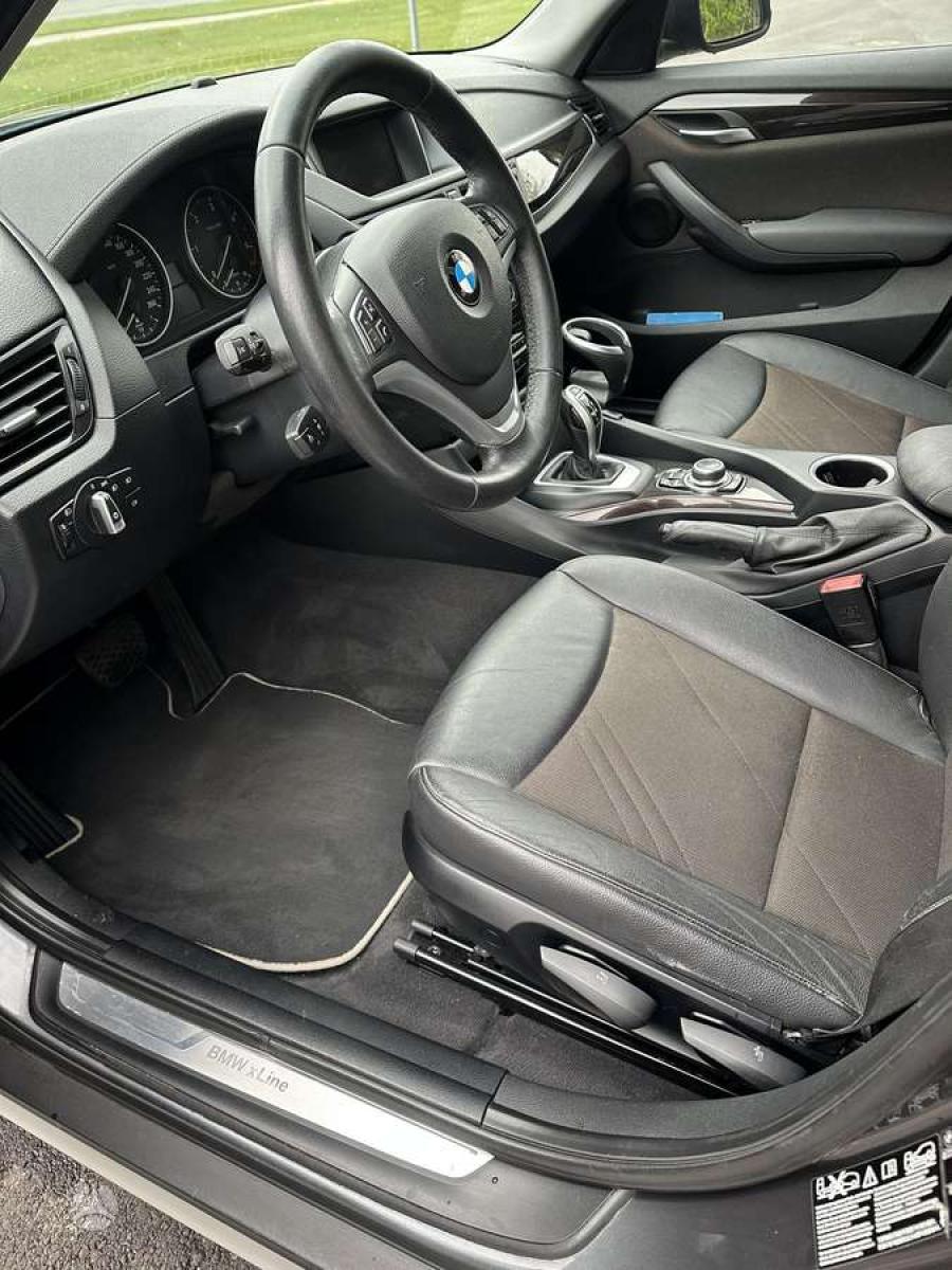Pelēks BMW X1 2014 Kauņa, ar dzinēja tilpumu 2.00 L un nobraukumu 240 tūkst. km par 7990 €, foto 13 vietnē AUTOMOTO.COM.LV