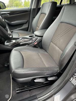 Pelēks BMW X1 2014 Kauņa, ar dzinēja tilpumu 2.00 L un nobraukumu 240 tūkst. km par 7990 €, foto 14 vietnē AUTOMOTO.COM.LV