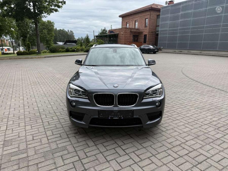 Grey BMW X1 2014 in Marijampole, with an engine capacity of 2.00 L and mileage of 155 thousand km for 9500 €, photo 4 on AUTOMOTO.COM.LV