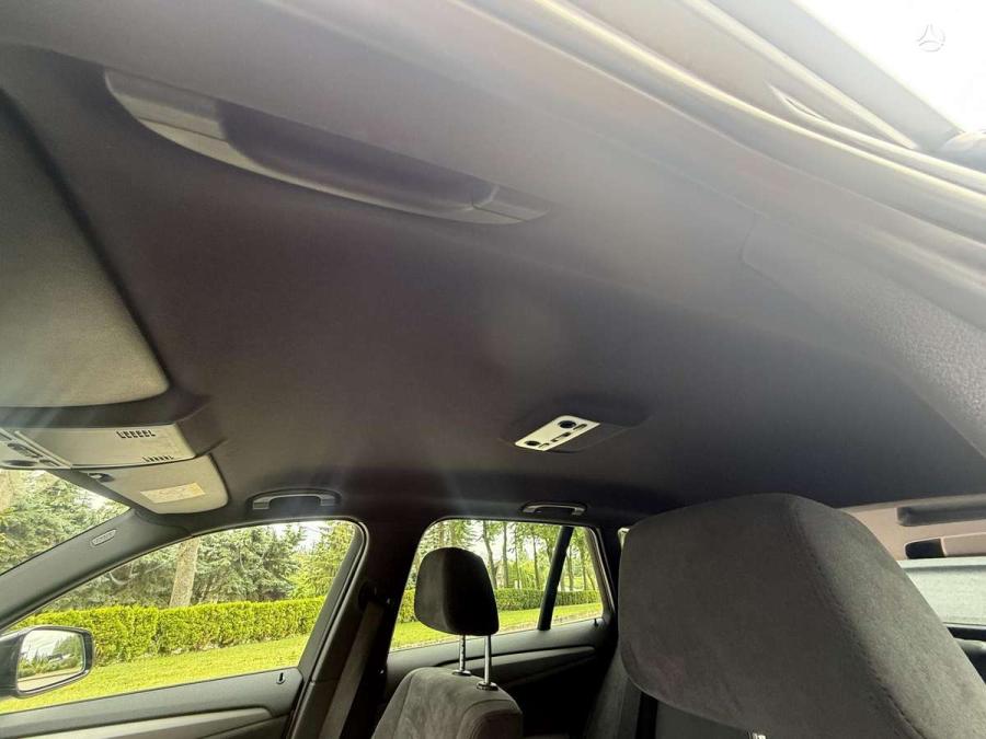 Grey BMW X1 2014 in Marijampole, with an engine capacity of 2.00 L and mileage of 155 thousand km for 9500 €, photo 12 on AUTOMOTO.COM.LV