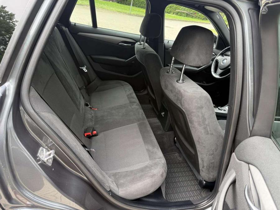Grey BMW X1 2014 in Marijampole, with an engine capacity of 2.00 L and mileage of 155 thousand km for 9500 €, photo 20 on AUTOMOTO.COM.LV