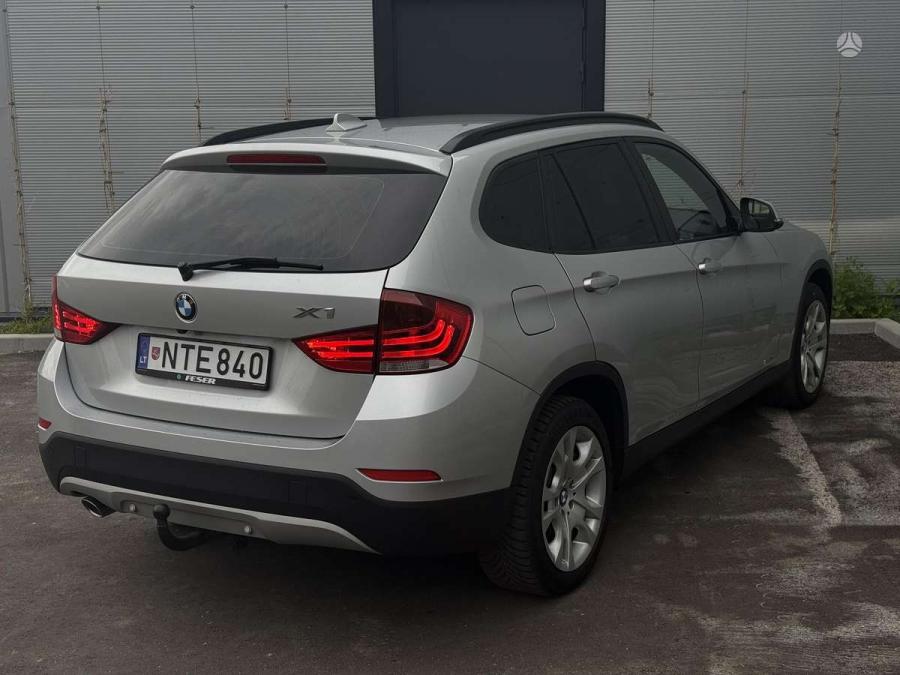 Grey BMW X1 2014 in Utena, with an engine capacity of 0.00 L and mileage of 290 thousand km for 8350 €, photo 12 on AUTOMOTO.COM.LV