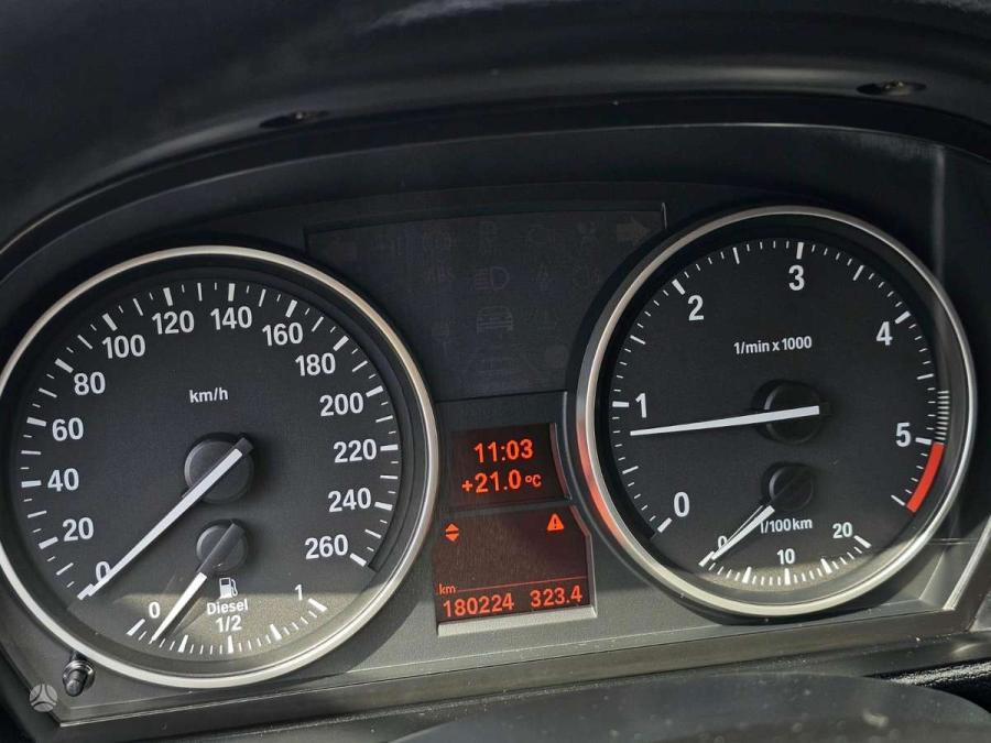 Серый БМВ Х1 2014 в Шяуляй, объемом двигателя 2.00 л и пробегом 180 тыс. км за 7450 €, фото 34 на AUTOMOTO.COM.LV