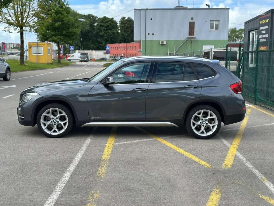 Pelēks BMW X1 2014 Klaipėda, ar dzinēja tilpumu 2.00 L un nobraukumu 179 tūkst. km par 8200 €, foto 7 vietnē AUTOMOTO.COM.LV