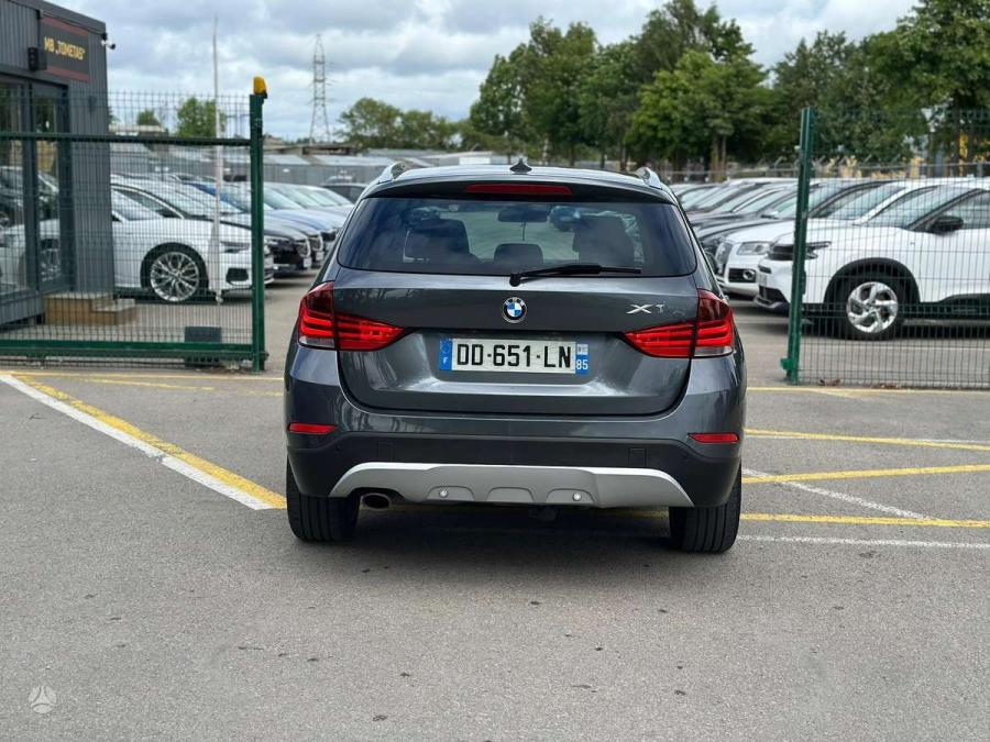 Pelēks BMW X1 2014 Klaipėda, ar dzinēja tilpumu 2.00 L un nobraukumu 179 tūkst. km par 8200 €, foto 11 vietnē AUTOMOTO.COM.LV