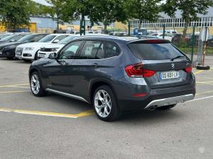 Pelēks BMW X1 2014 Klaipėda, ar dzinēja tilpumu 2.00 L un nobraukumu 179 tūkst. km par 8200 €, foto 13 vietnē AUTOMOTO.COM.LV