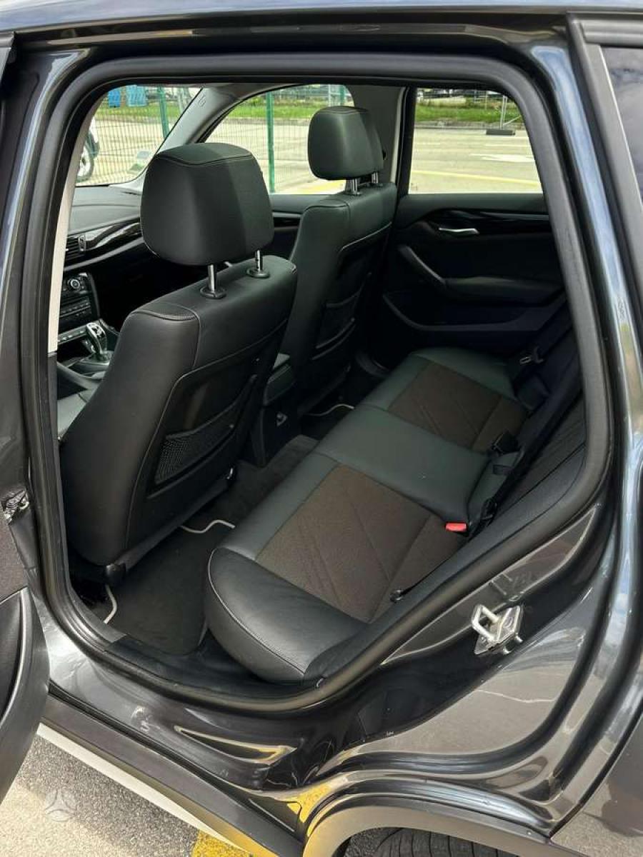 Pelēks BMW X1 2014 Klaipėda, ar dzinēja tilpumu 2.00 L un nobraukumu 179 tūkst. km par 8200 €, foto 16 vietnē AUTOMOTO.COM.LV