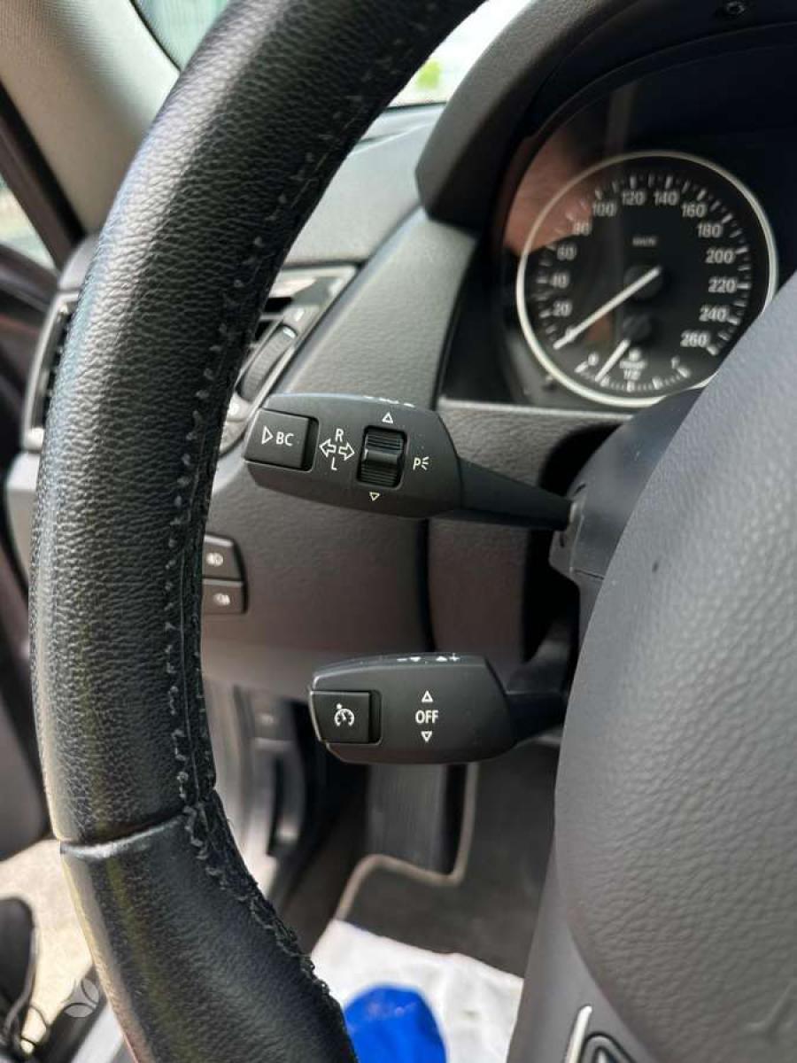 Pelēks BMW X1 2014 Klaipėda, ar dzinēja tilpumu 2.00 L un nobraukumu 179 tūkst. km par 8200 €, foto 24 vietnē AUTOMOTO.COM.LV
