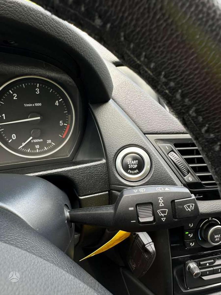 Pelēks BMW X1 2014 Klaipėda, ar dzinēja tilpumu 2.00 L un nobraukumu 179 tūkst. km par 8200 €, foto 26 vietnē AUTOMOTO.COM.LV