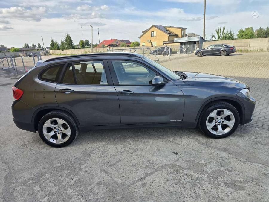 Pelēks BMW X1 2014 Tauragė, ar dzinēja tilpumu 2.00 L un nobraukumu 255 tūkst. km par 5400 €, foto 5 vietnē AUTOMOTO.COM.LV