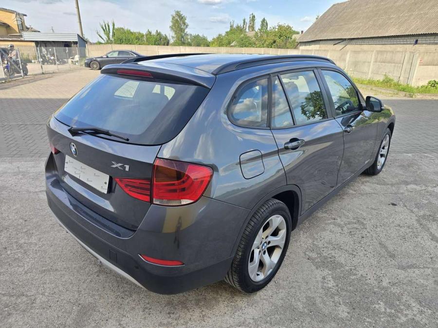 Pelēks BMW X1 2014 Tauragė, ar dzinēja tilpumu 2.00 L un nobraukumu 255 tūkst. km par 5400 €, foto 6 vietnē AUTOMOTO.COM.LV