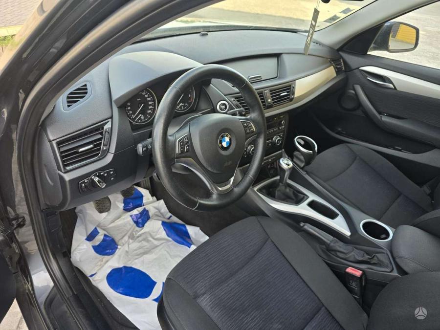 Pelēks BMW X1 2014 Tauragė, ar dzinēja tilpumu 2.00 L un nobraukumu 255 tūkst. km par 5400 €, foto 12 vietnē AUTOMOTO.COM.LV