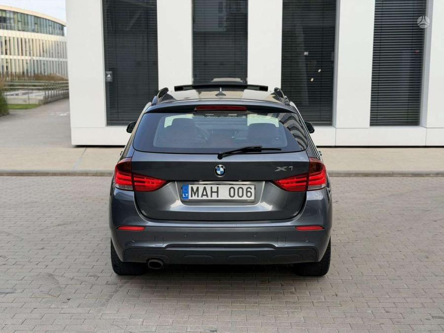 Pelēks BMW X1 2014 Viļņa, ar dzinēja tilpumu 2.00 L un nobraukumu 348 tūkst. km par 8350 €, foto 8 vietnē AUTOMOTO.COM.LV