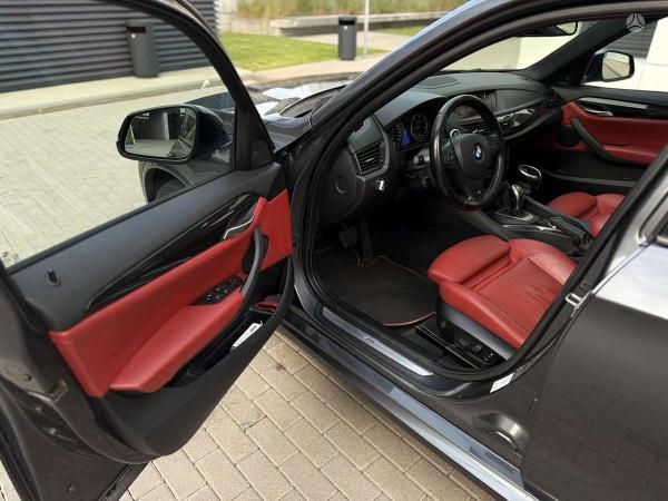 Pelēks BMW X1 2014 Viļņa, ar dzinēja tilpumu 2.00 L un nobraukumu 348 tūkst. km par 8350 €, foto 10 vietnē AUTOMOTO.COM.LV