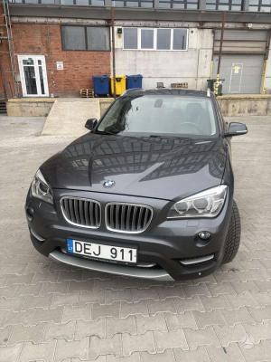 Pelēks BMW X1 2014 Kauņa, ar dzinēja tilpumu 2.00 L un nobraukumu 139 tūkst. km par 8200 €, foto  vietnē AUTOMOTO.COM.LV