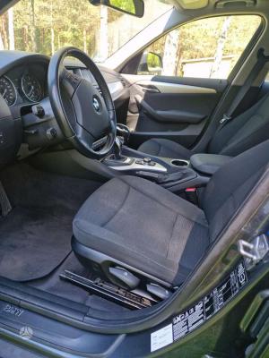 Grey BMW X1 2014 in Moletai, with an engine capacity of 2.00 L and mileage of 230 thousand km for 7400 €, photo 12 on AUTOMOTO.COM.LV