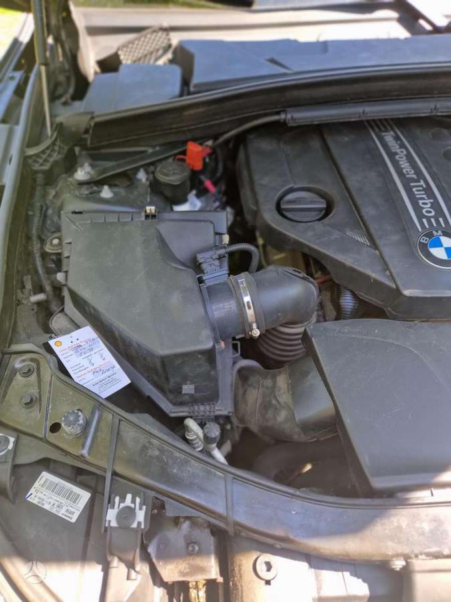 Grey BMW X1 2014 in Moletai, with an engine capacity of 2.00 L and mileage of 230 thousand km for 7400 €, photo 17 on AUTOMOTO.COM.LV
