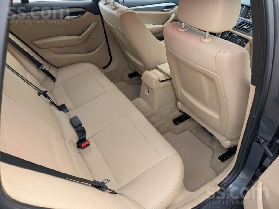 Pelēks BMW X1 2014 Jūrmala, ar dzinēja tilpumu 2.00 L un nobraukumu 288 tūkst. km par 9950 €, foto 17 vietnē AUTOMOTO.COM.LV