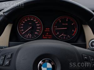 Pelēks BMW X1 2014 Jūrmala, ar dzinēja tilpumu 2.00 L un nobraukumu 288 tūkst. km par 9950 €, foto 29 vietnē AUTOMOTO.COM.LV