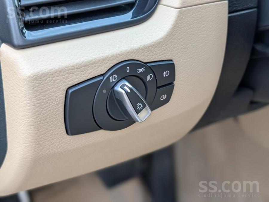 Pelēks BMW X1 2014 Jūrmala, ar dzinēja tilpumu 2.00 L un nobraukumu 288 tūkst. km par 9950 €, foto 30 vietnē AUTOMOTO.COM.LV