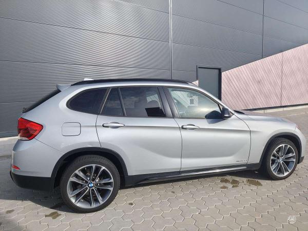 Pelēks BMW X1 2014 Panevēža, ar dzinēja tilpumu 3.00 L un nobraukumu 169 tūkst. km par 6900 €, foto 7 vietnē AUTOMOTO.COM.LV