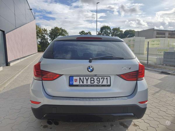 Pelēks BMW X1 2014 Panevēža, ar dzinēja tilpumu 3.00 L un nobraukumu 169 tūkst. km par 6900 €, foto 10 vietnē AUTOMOTO.COM.LV
