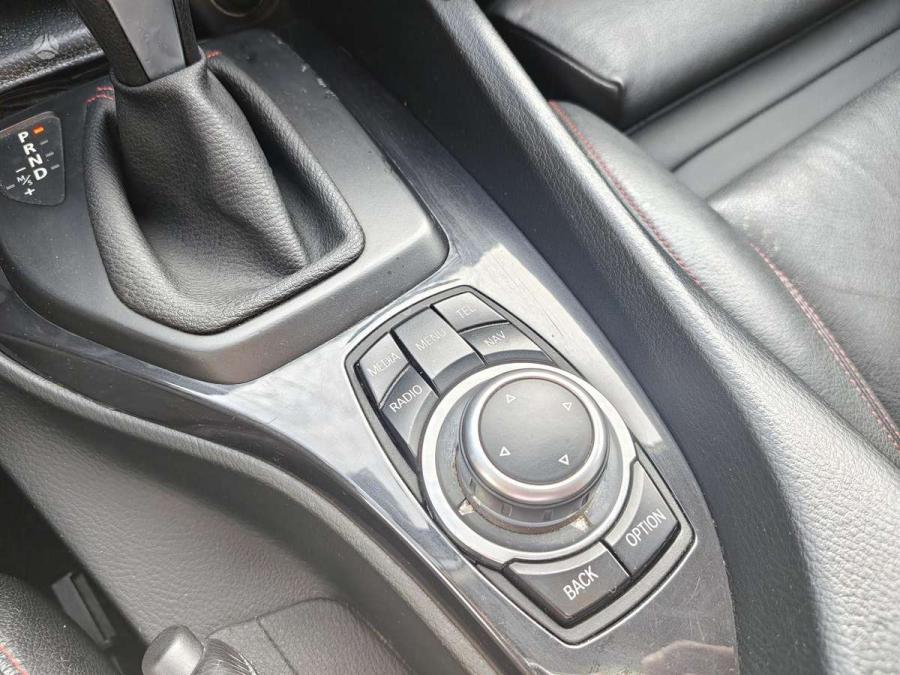 Pelēks BMW X1 2014 Panevēža, ar dzinēja tilpumu 3.00 L un nobraukumu 169 tūkst. km par 6900 €, foto 19 vietnē AUTOMOTO.COM.LV