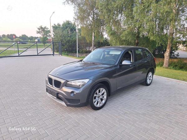 БМВ Х1 2014 в Каунас на AUTOMOTO.COM.LV Серый БМВ Х1 2014 в Каунас, объемом двигателя 2.00 л и пробегом 195 тыс. км за 6700 €, фото 3 на AUTOMOTO.COM.LV