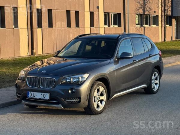 Pelēks BMW X1 2014 Ogre, ar dzinēja tilpumu 2.00 L un nobraukumu 161 tūkst. km par 10600 €, foto 1 vietnē AUTOMOTO.COM.LV