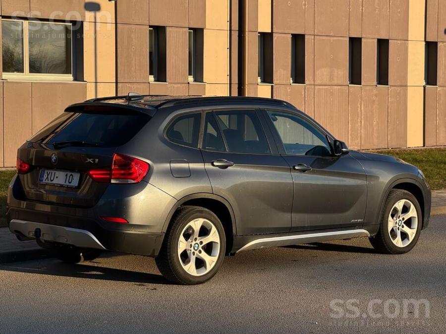 Grey BMW X1 2014 in Ogre, with an engine capacity of 2.00 L and mileage of 161 thousand km for 10600 €, photo 7 on AUTOMOTO.COM.LV