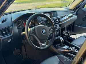 Grey BMW X1 2014 in Ogre, with an engine capacity of 2.00 L and mileage of 161 thousand km for 10600 €, photo 9 on AUTOMOTO.COM.LV