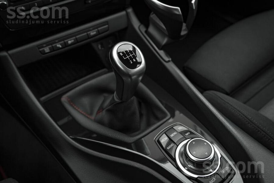 Pelēks BMW X1 2014 Rīga, ar dzinēja tilpumu 2.00 L un nobraukumu 260 tūkst. km par 8950 €, foto 21 vietnē AUTOMOTO.COM.LV
