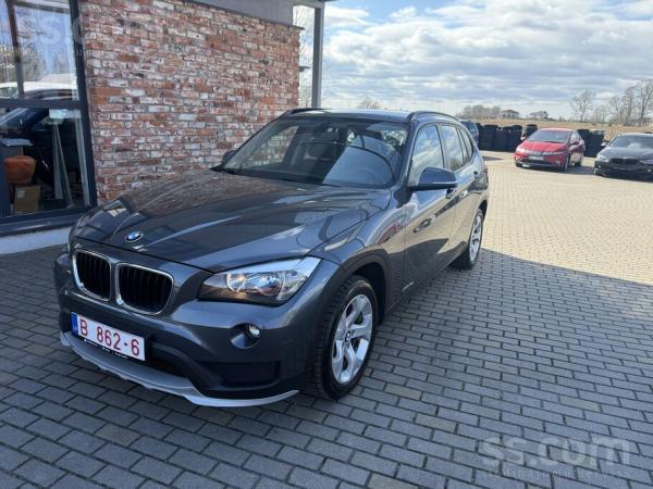 Grey BMW X1 2015 in Talsi, with an engine capacity of 2.00 L and mileage of 166 thousand km for 10740 €, photo 1 on AUTOMOTO.COM.LV