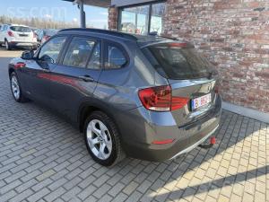 Grey BMW X1 2015 in Talsi, with an engine capacity of 2.00 L and mileage of 166 thousand km for 10740 €, photo 3 on AUTOMOTO.COM.LV