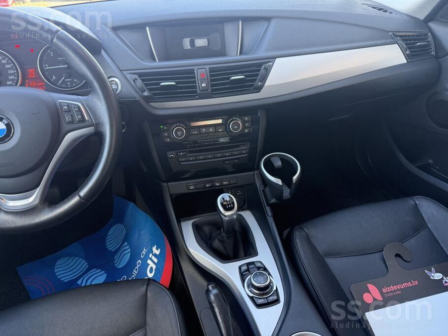 Grey BMW X1 2015 in Talsi, with an engine capacity of 2.00 L and mileage of 166 thousand km for 10740 €, photo 12 on AUTOMOTO.COM.LV