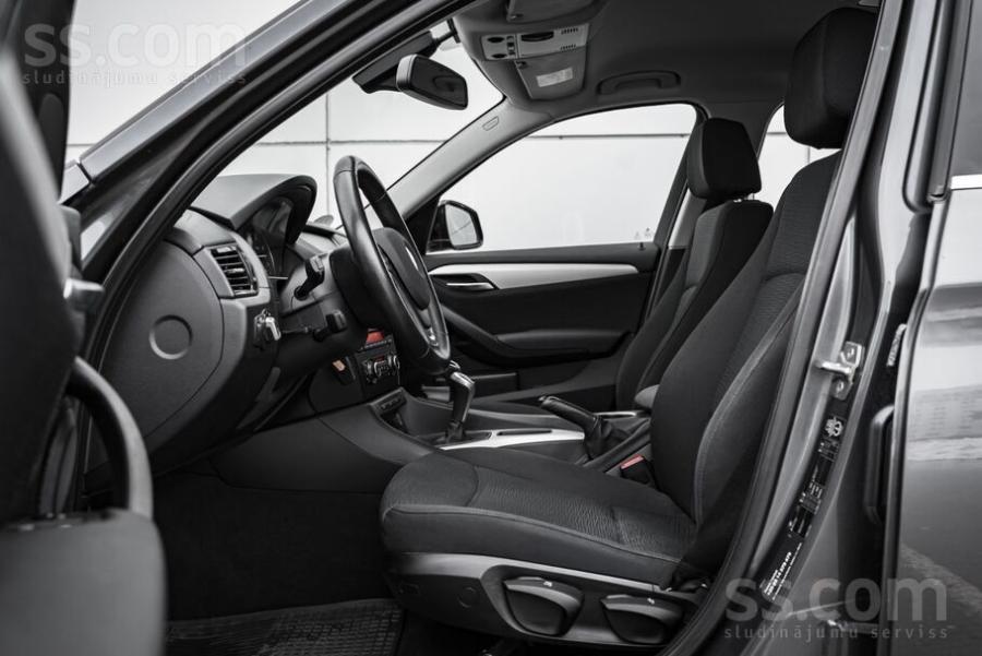 Pelēks BMW X1 2015 Rīga, ar dzinēja tilpumu 2.00 L un nobraukumu 120 tūkst. km par 11150 €, foto 8 vietnē AUTOMOTO.COM.LV